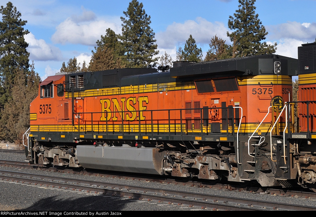 BNSF 5375